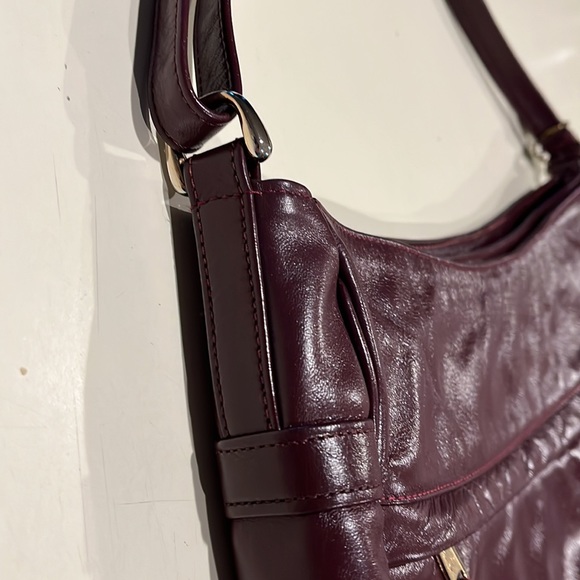 SAS | Bags | Nwot Sas 0 Genuine Leather Purse | Poshmark